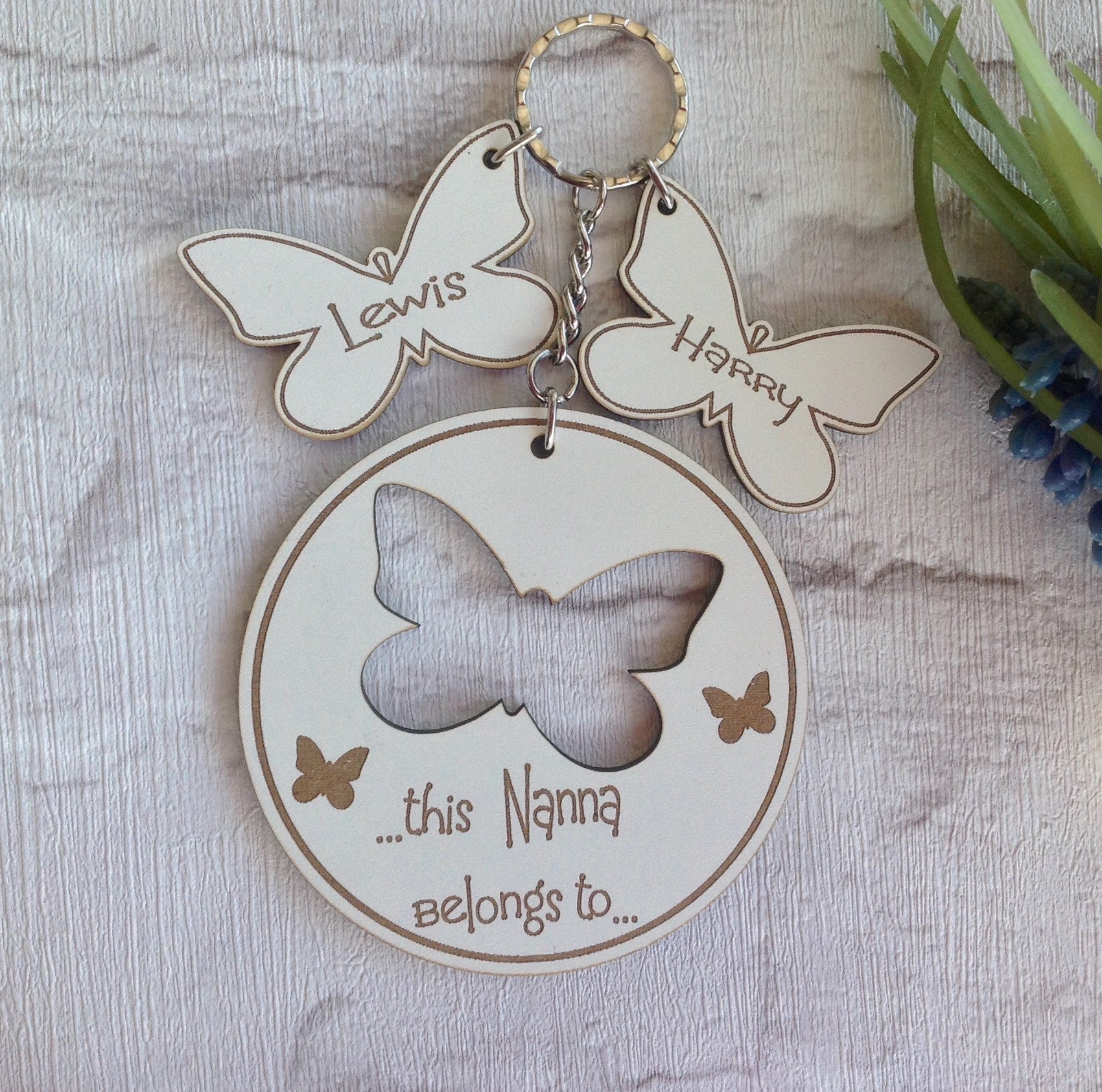 Personalised Butterfly keyring with butterfly charm- White – Fred And Bo